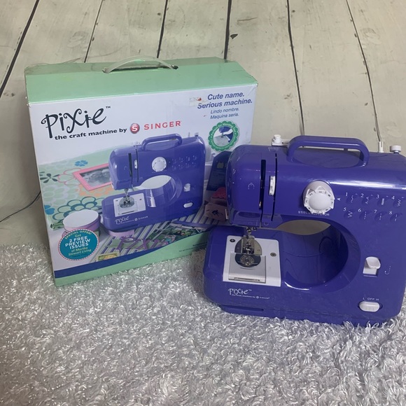 Singer | Other | Vintage Singer Pixie Craft Sewing Machine Purple ...